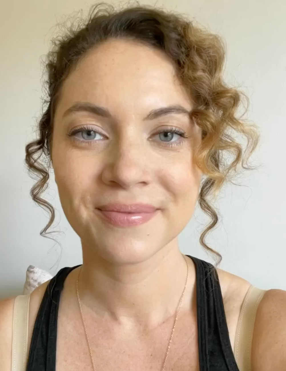 Four Ways to Keep Your Parotid Glands Healthy in Beverly Hills, CA Four Ways to Keep Your Parotid Glands Healthy in Beverly Hills, CA
